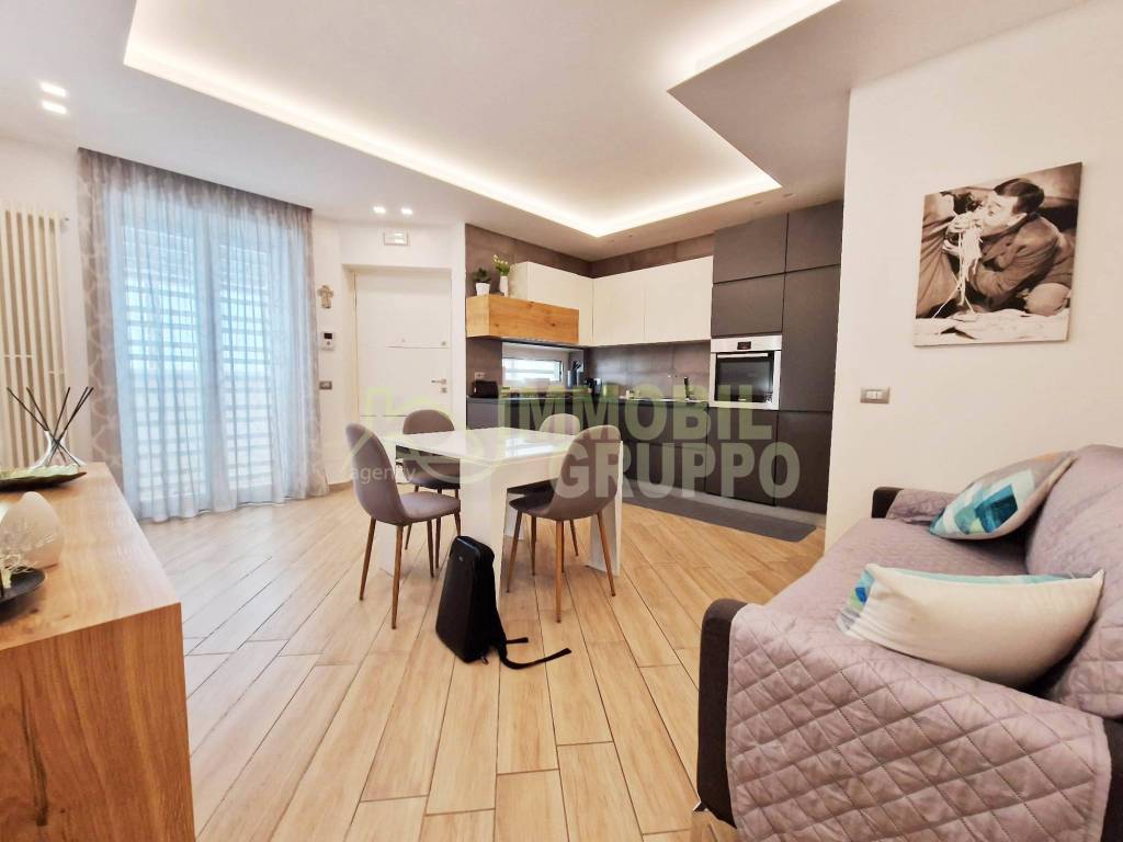 Appartamento in vendita ad Andria via Catullo