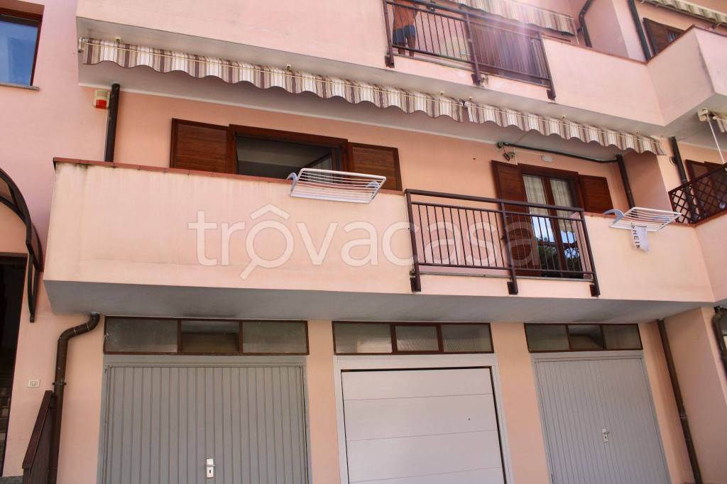 Appartamento in in vendita da privato a Borgosesia frazione Rozzo, 10/b