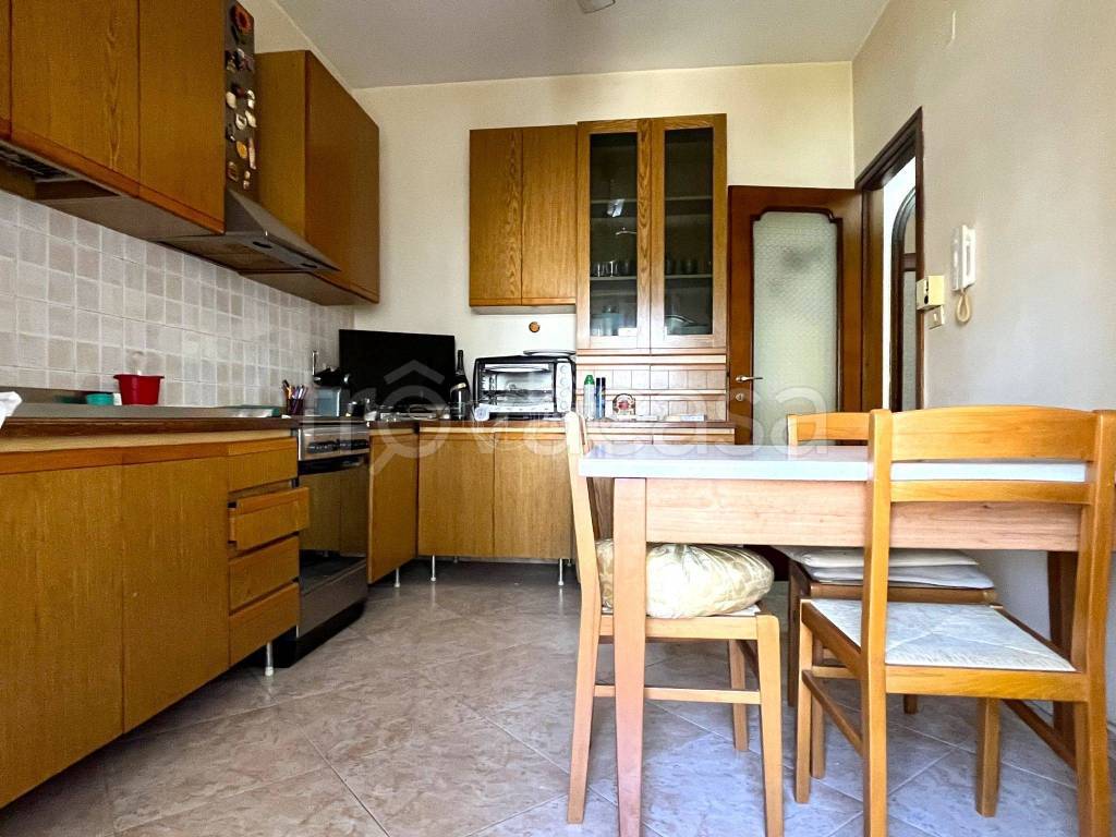 Appartamento in vendita ad Aversa via de Chirico