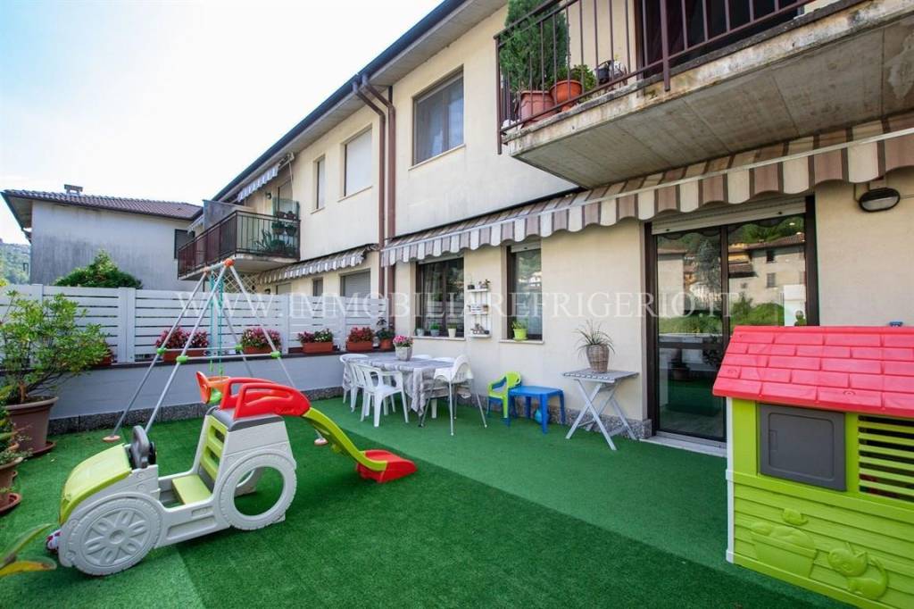 Appartamento in vendita a Calolziocorte via s.s. Cosma e Damiano