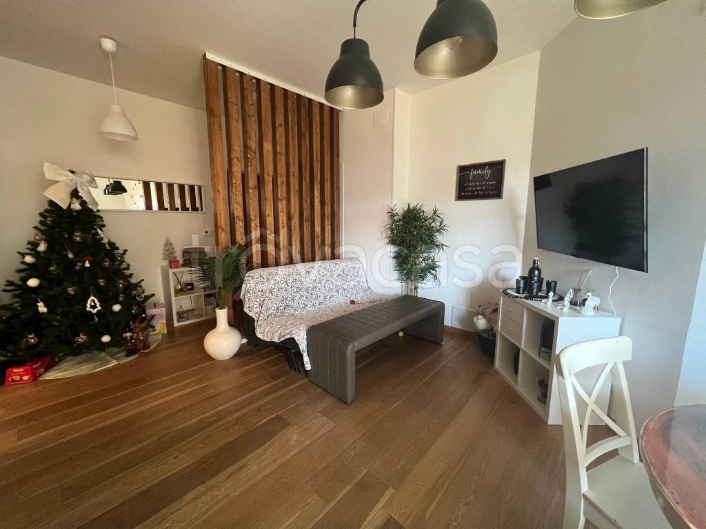 Appartamento in vendita ad Ascoli Piceno via Asiago, 2