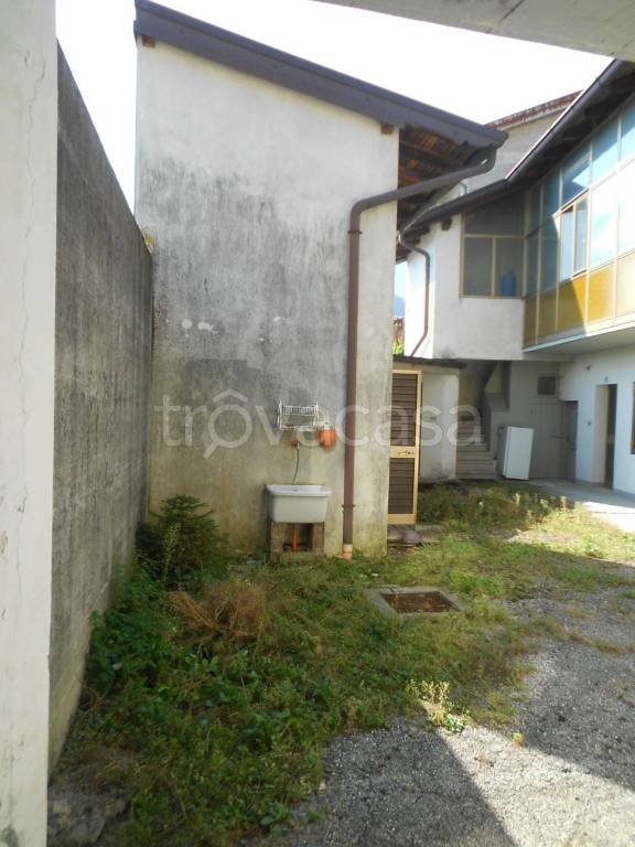 Villa in vendita a Cavazzo Carnico via curva, 27