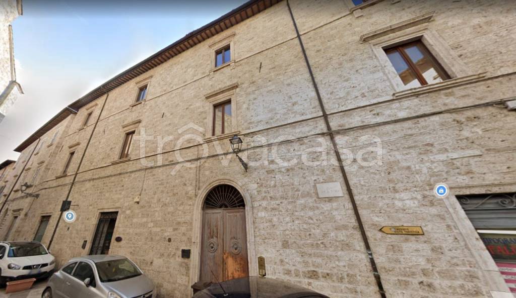 Appartamento all'asta ad Ascoli Piceno via delle Torri