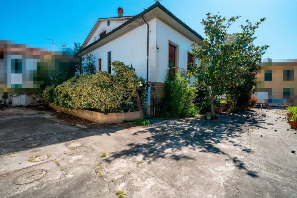 Villa in vendita a San Giovanni Valdarno via Maggio