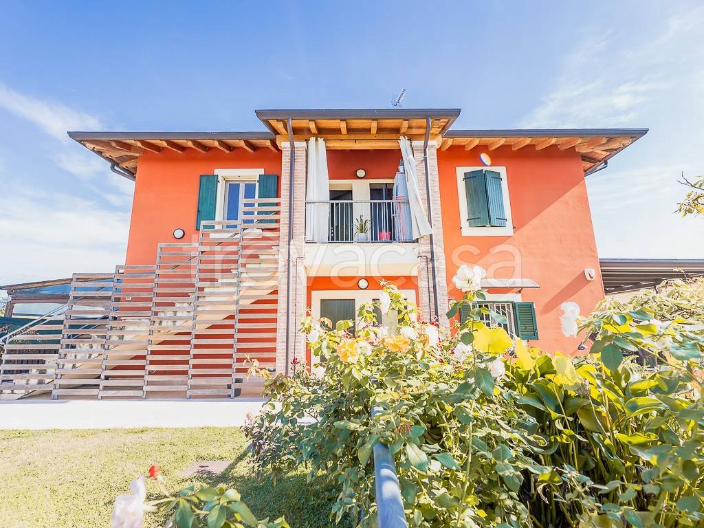Appartamento in vendita a Bardolino