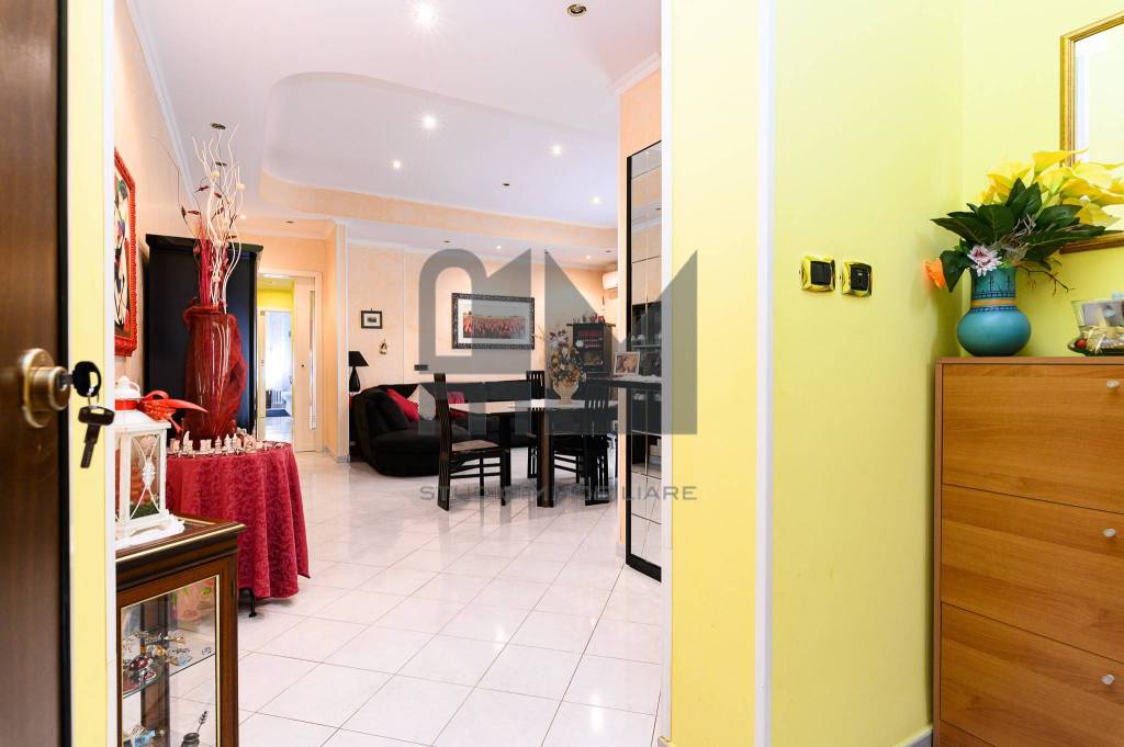 Appartamento in vendita ad Aprilia via Gran Sasso, 10