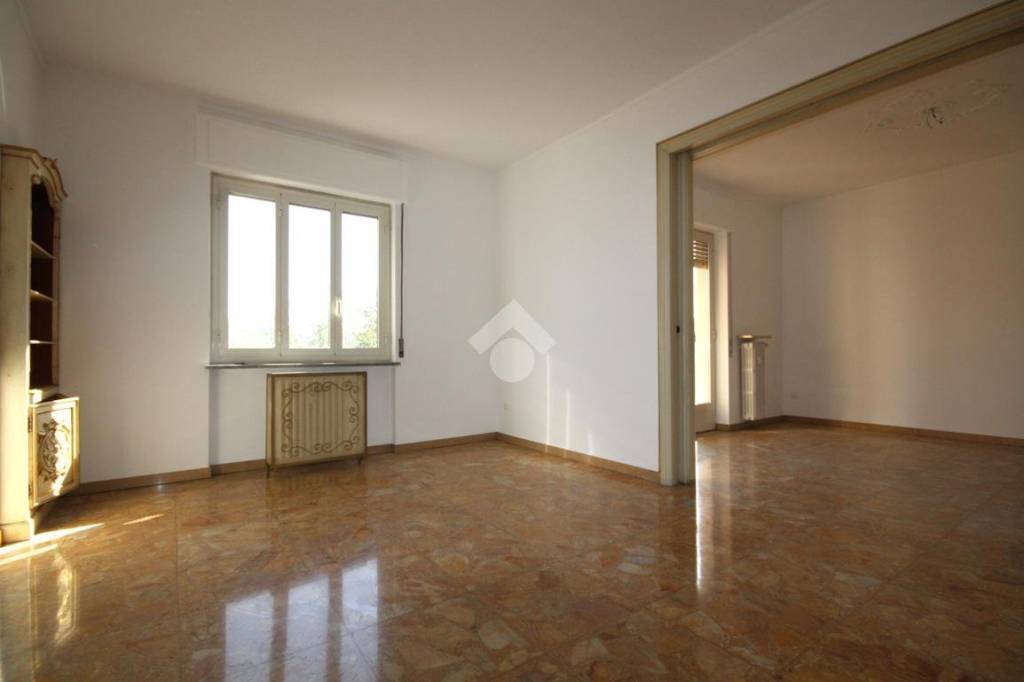 Appartamento in vendita ad Alba corso Michele Coppino, 25