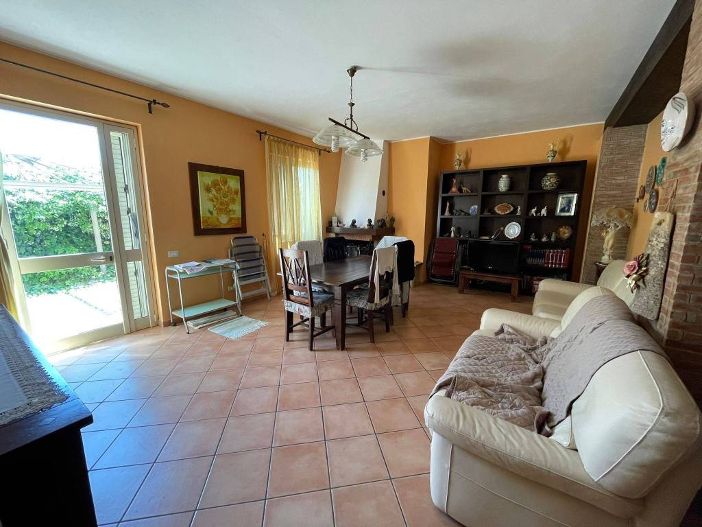 Villa Bifamiliare in in vendita da privato a Caltanissetta contrada Cialagra
