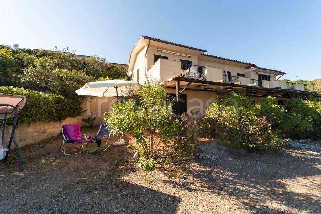 Casa Indipendente in vendita a Capoliveri località Morcone, 2