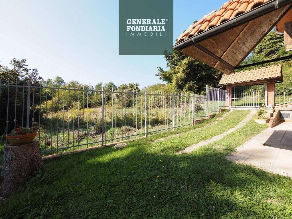 Casa Indipendente in vendita a Calice al Cornoviglio