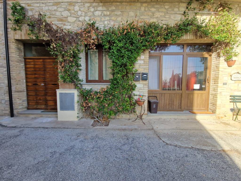 Appartamento in vendita ad Assisi via Madre Terra