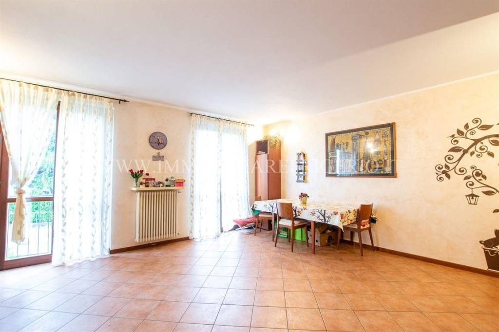 Appartamento in vendita a Calolziocorte vicolo Francesco Nullo, 5