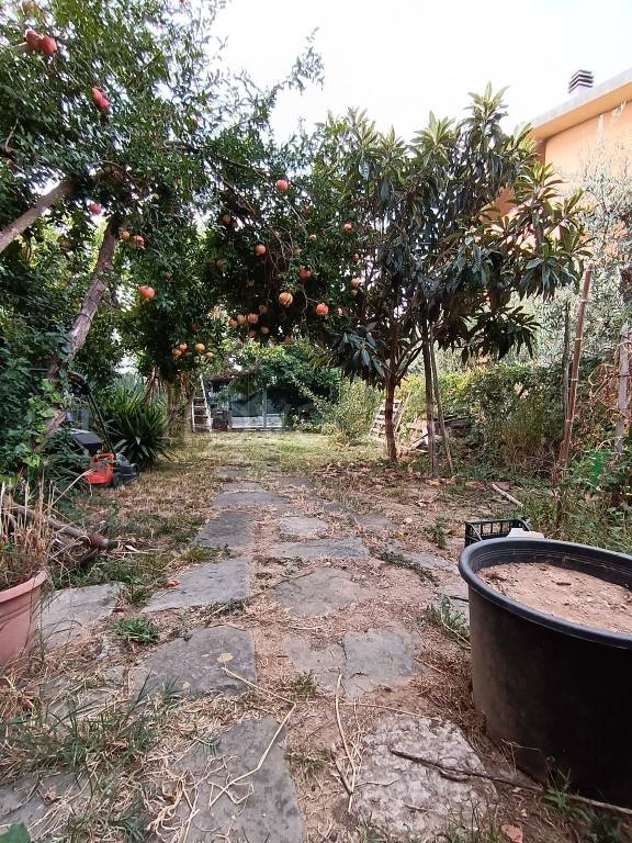 Villa Bifamiliare in vendita a Pieve a Nievole via Grazia Deledda, 8