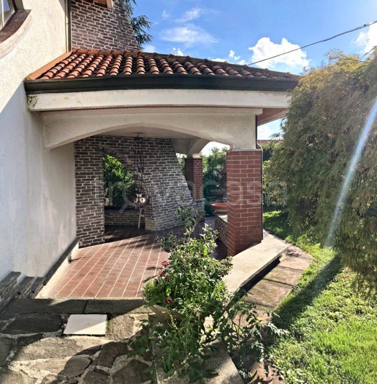 Villa in vendita ad Alice Castello via Lago, 14