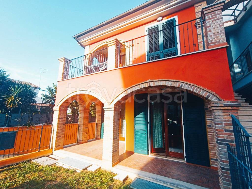 Villa in vendita a Pollenza