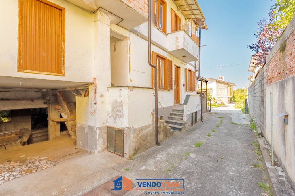 Appartamento in vendita a Borgo San Dalmazzo via Madonna del Campo, 10