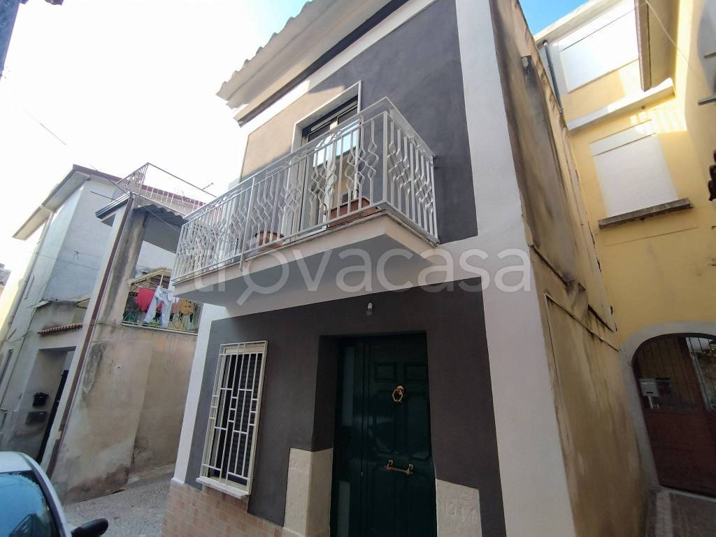 Casa Indipendente in vendita a Bellona via Nazario Sauro