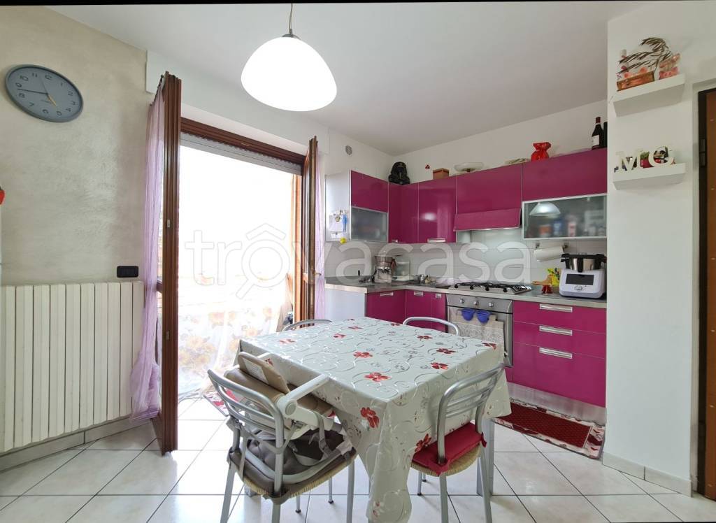 Appartamento in vendita ad Alba corso Bra, 12