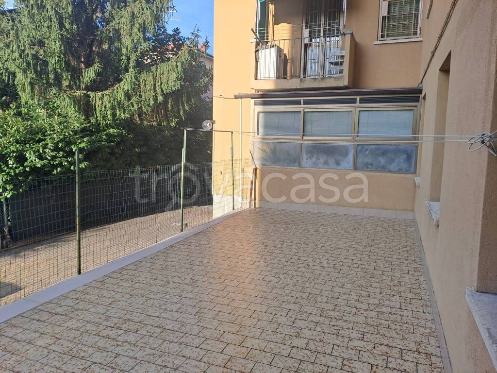 Appartamento in vendita a Bologna via Francesco Primaticcio, 13