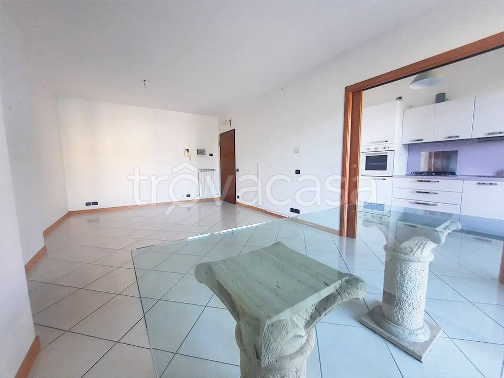 Appartamento in vendita ad Alba Adriatica via Saliceti