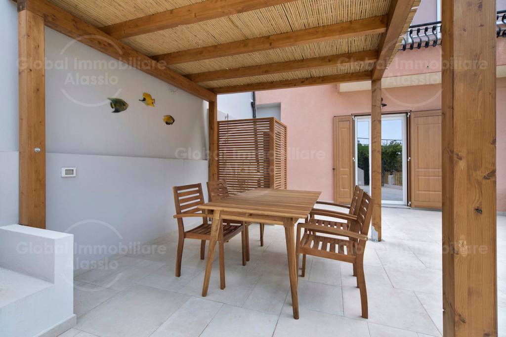 Appartamento in vendita ad Alassio via Luigi Borri, 1