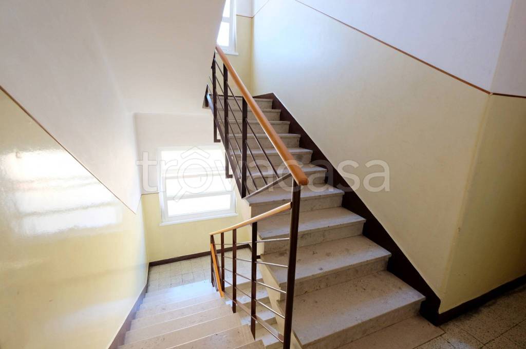 Appartamento in vendita a Trieste via Antonio Baiamonti, 27