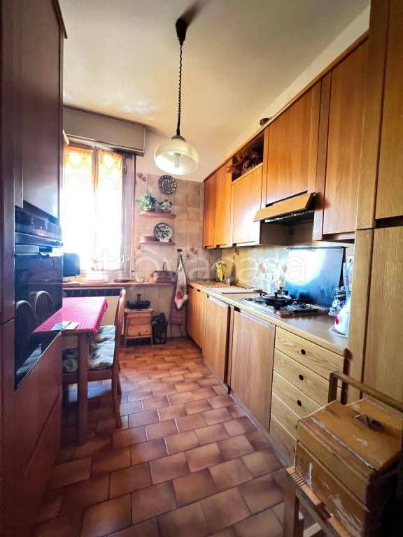 Appartamento in vendita a Bologna via Valdossola