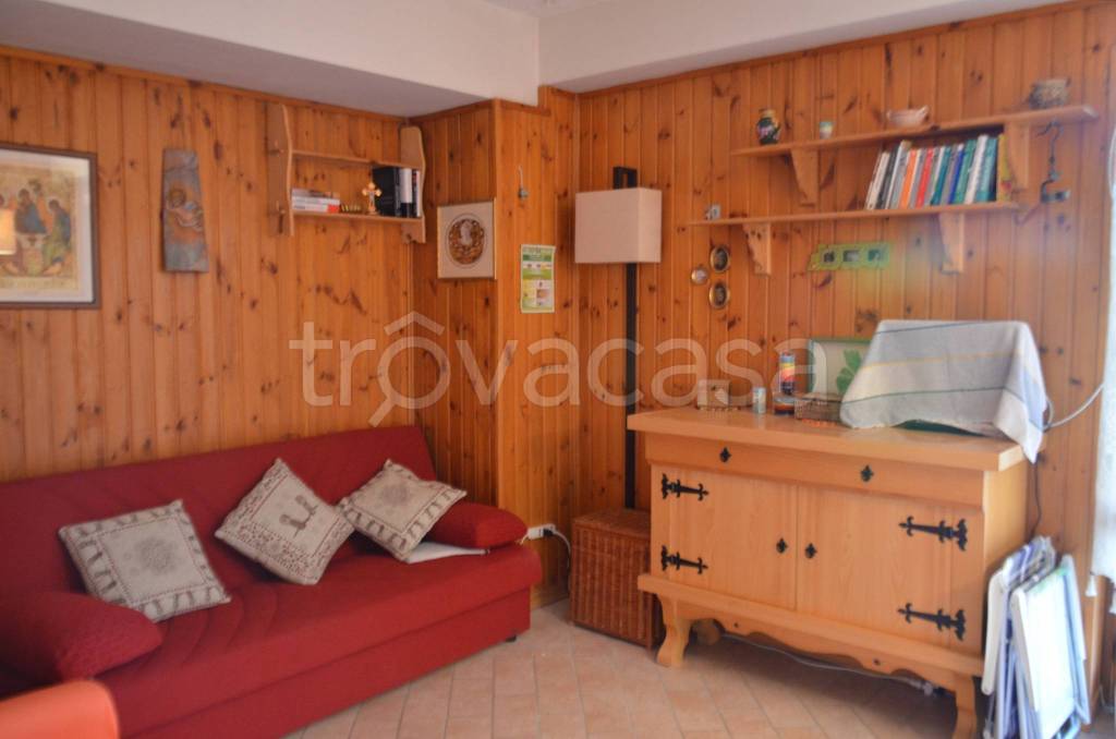 Appartamento in vendita a Ovindoli via Gagliardelli, 54