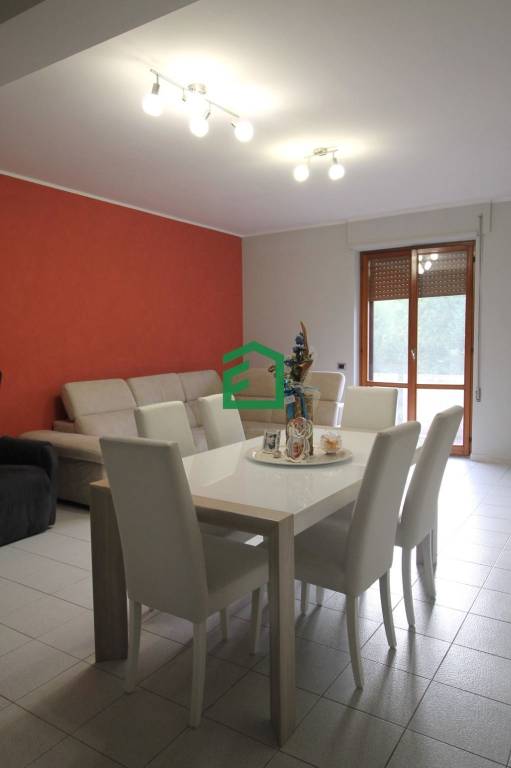 Appartamento in vendita ad Amelia via Carlo Alberto Dalla Chiesa