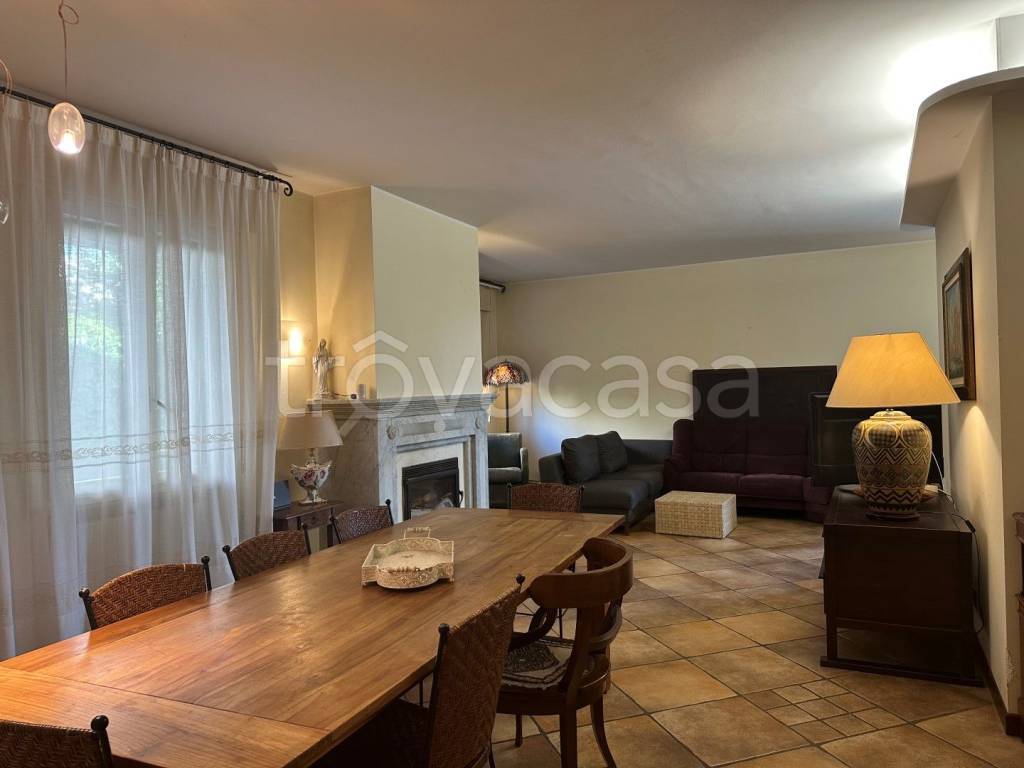 Villa Bifamiliare in vendita ad Abano Terme via Don Ermenegildo Fogo