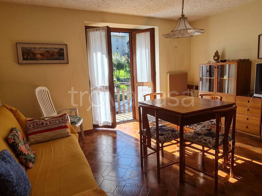 Appartamento in vendita a Chiesa in Valmalenco contrada Montini, 35