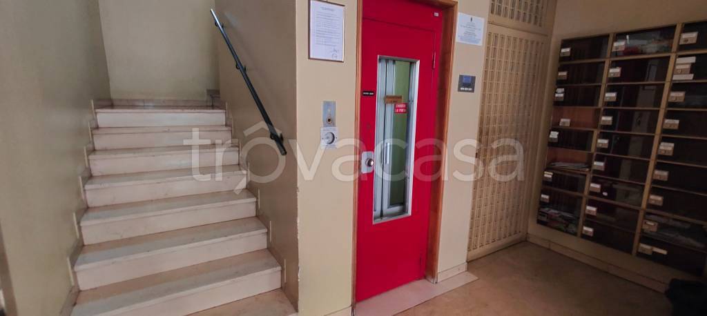 Appartamento in vendita a Bologna via Mascarella