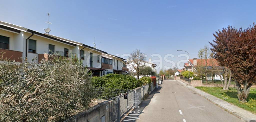 Appartamento all'asta ad Arquà Polesine via San Vincenzo