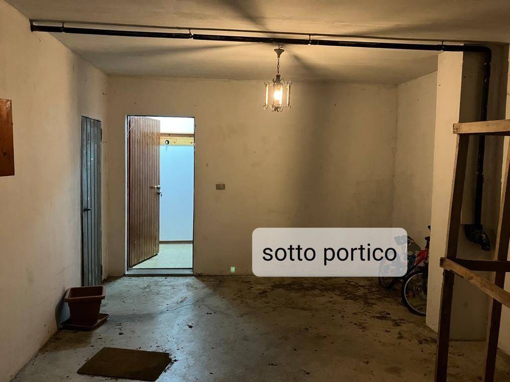 Villa a Schiera in in vendita da privato ad Attimis località Borgo Bombardier, 3
