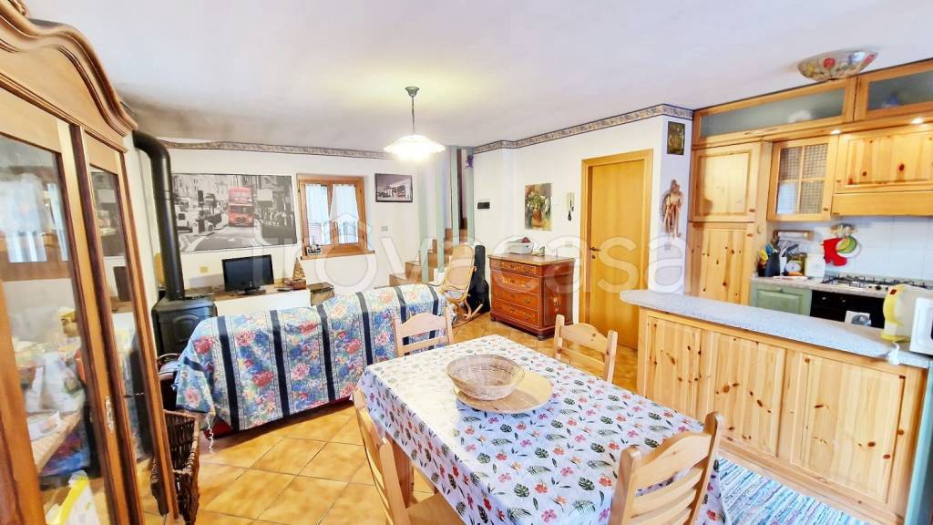 Villa in vendita ad Aprica via Ospitale, 56