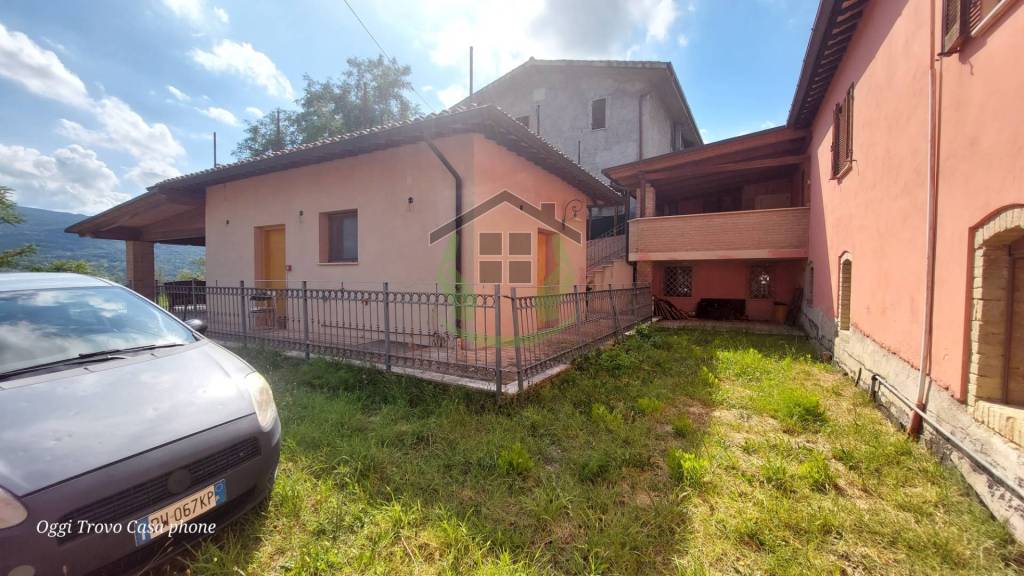 Villa in vendita ad Ascoli Piceno frazione Monticelli, 182