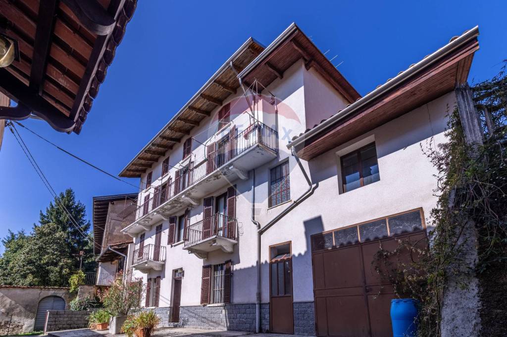 Casa Indipendente in vendita a Pettinengo via Italia, 8