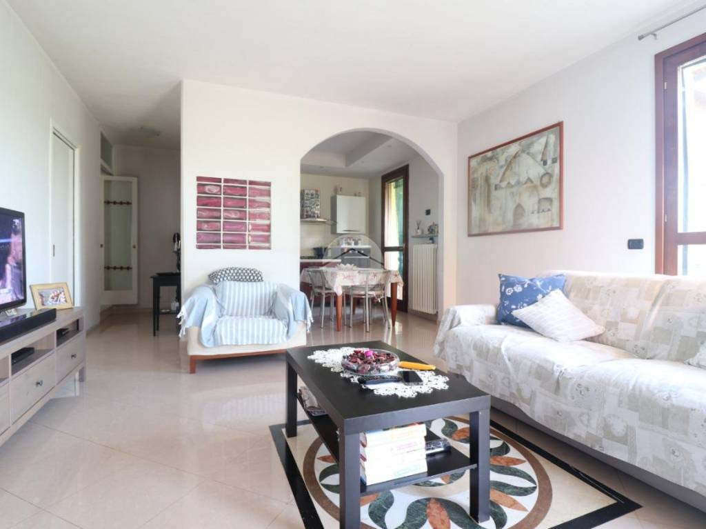 Villa Bifamiliare in vendita a San Giorgio Bigarello piazza San Giorgio, 20