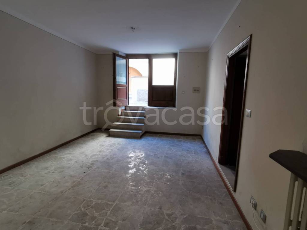 Casa Indipendente in vendita ad Agnosine via Roma