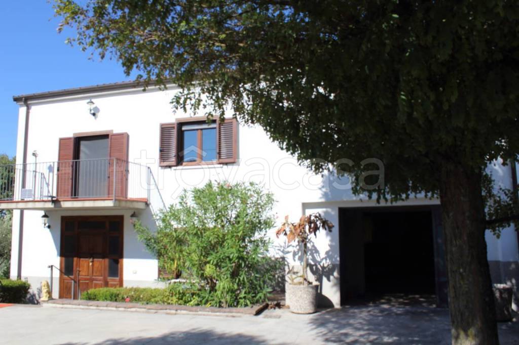 Villa in vendita a Pettoranello del Molise