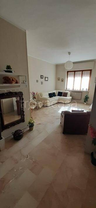 Appartamento in vendita ad Asti via Cesare Ricciardi