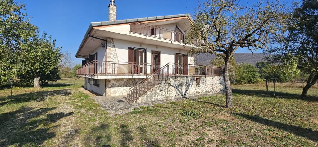 Villa in vendita a Ferentino via Santa Cecilia, 25