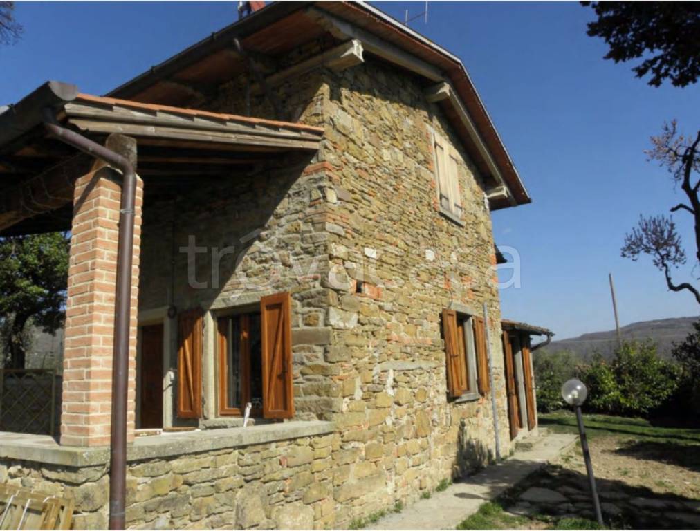 Appartamento all'asta ad Arezzo loc. Guarniente Vocabolo La Casina
