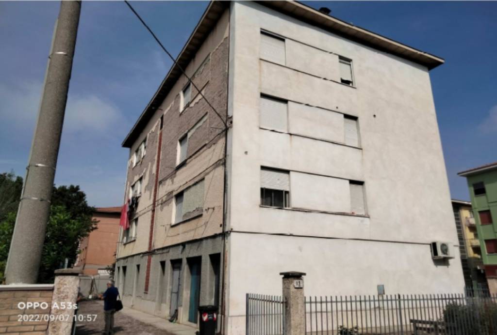 Appartamento all'asta a Carpi via Abetone