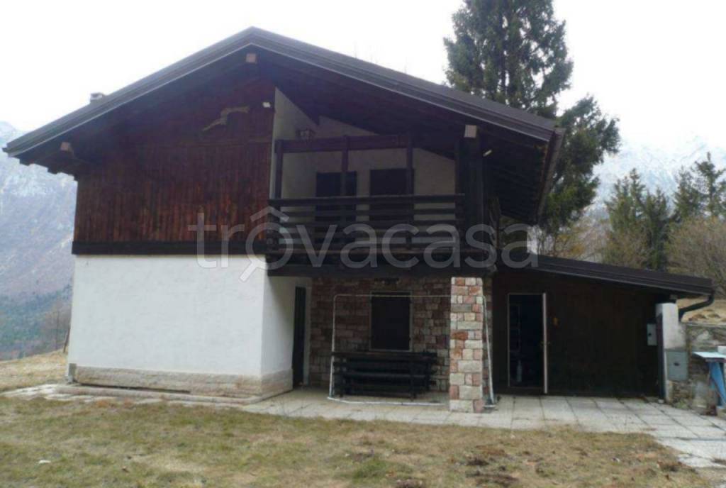 Appartamento all'asta a Cimone localita' Zendrana