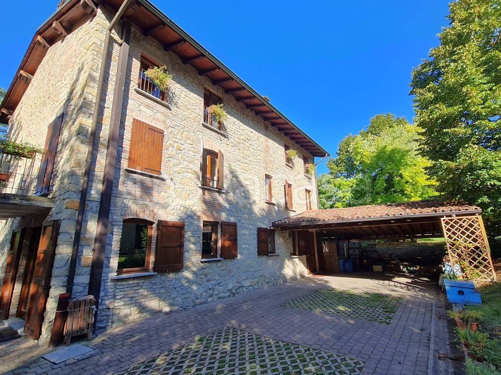 Casale in vendita a Bagnaria località Spizzirò, 17