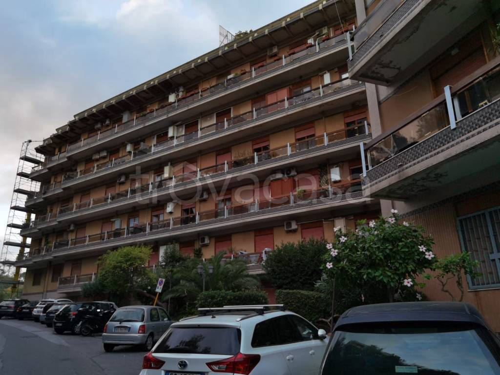 Appartamento in vendita a Messina via Ducezio
