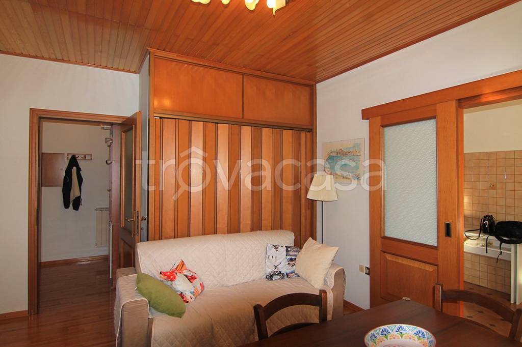 Appartamento in vendita a Trieste via Guido Brunner, 11