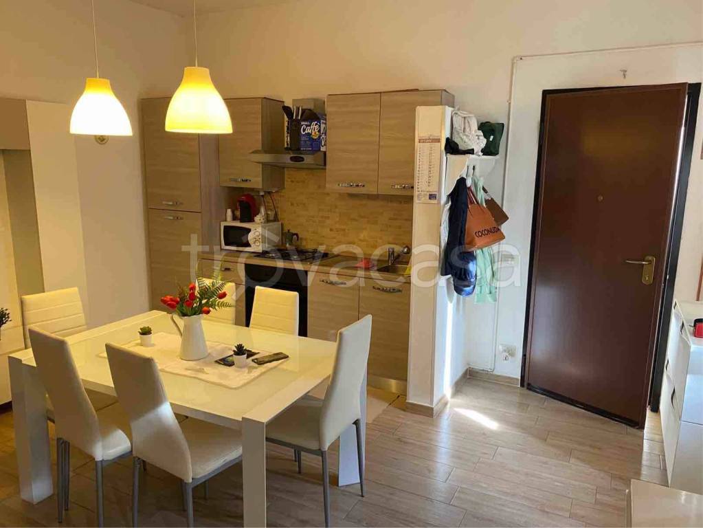 Appartamento in vendita ad Alzate Brianza via Armando Diaz, 29