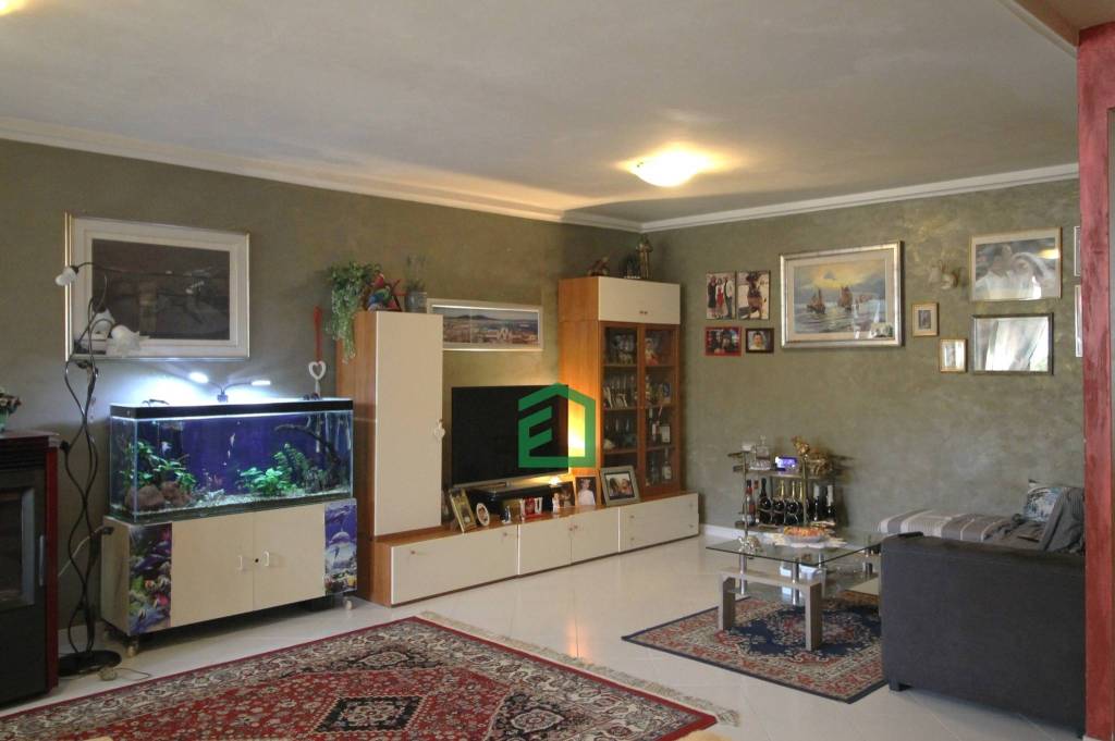 Appartamento in vendita a Guardea via Poggio Fiorito